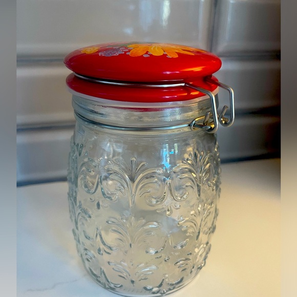 The Pioneer Woman Kitchen Pioneer Woman Floral Embossed Glass Clamp